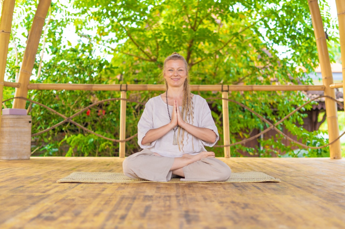 From Mat to Oasis: Transforming a Room into a Yin Yoga Haven - Yin Yoga ...